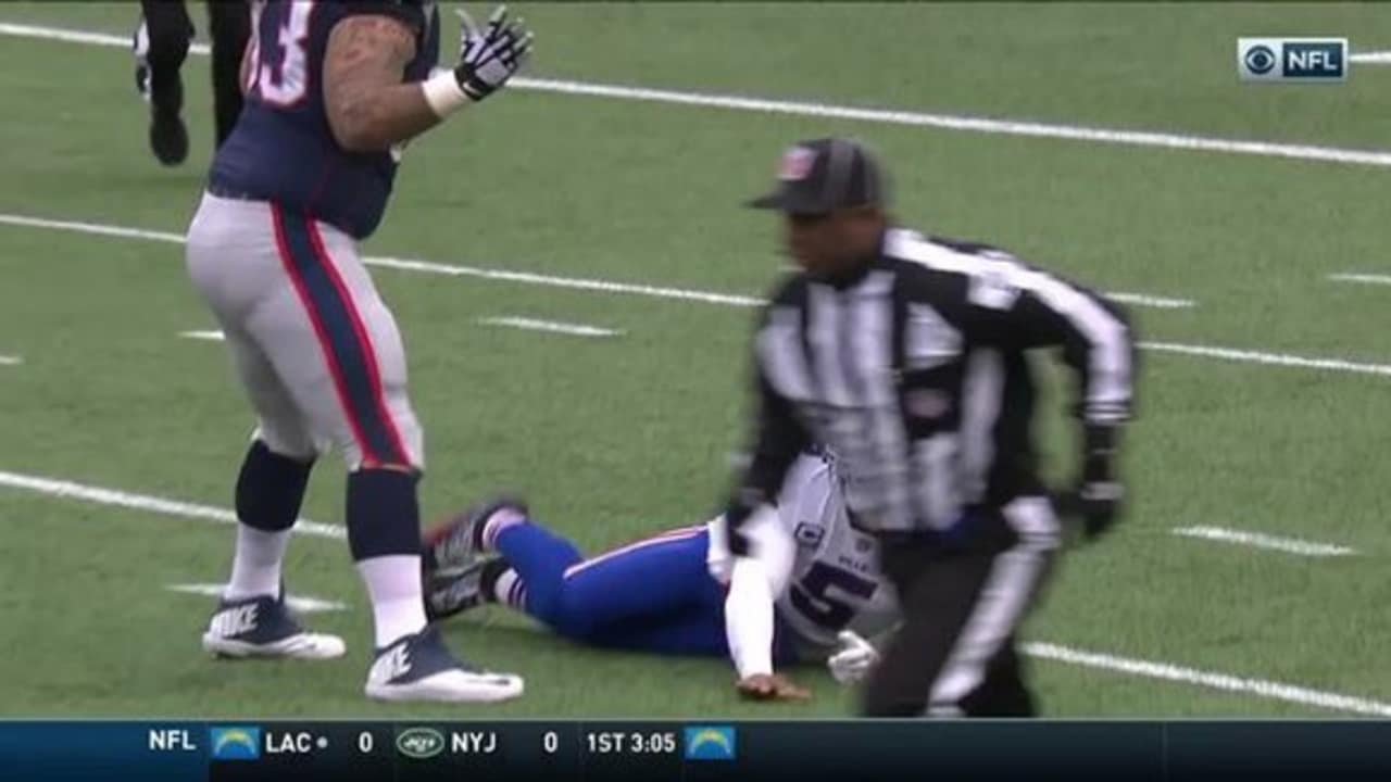 Tyrod Taylor passes deep to Deonte Thompson for 46-yard gain