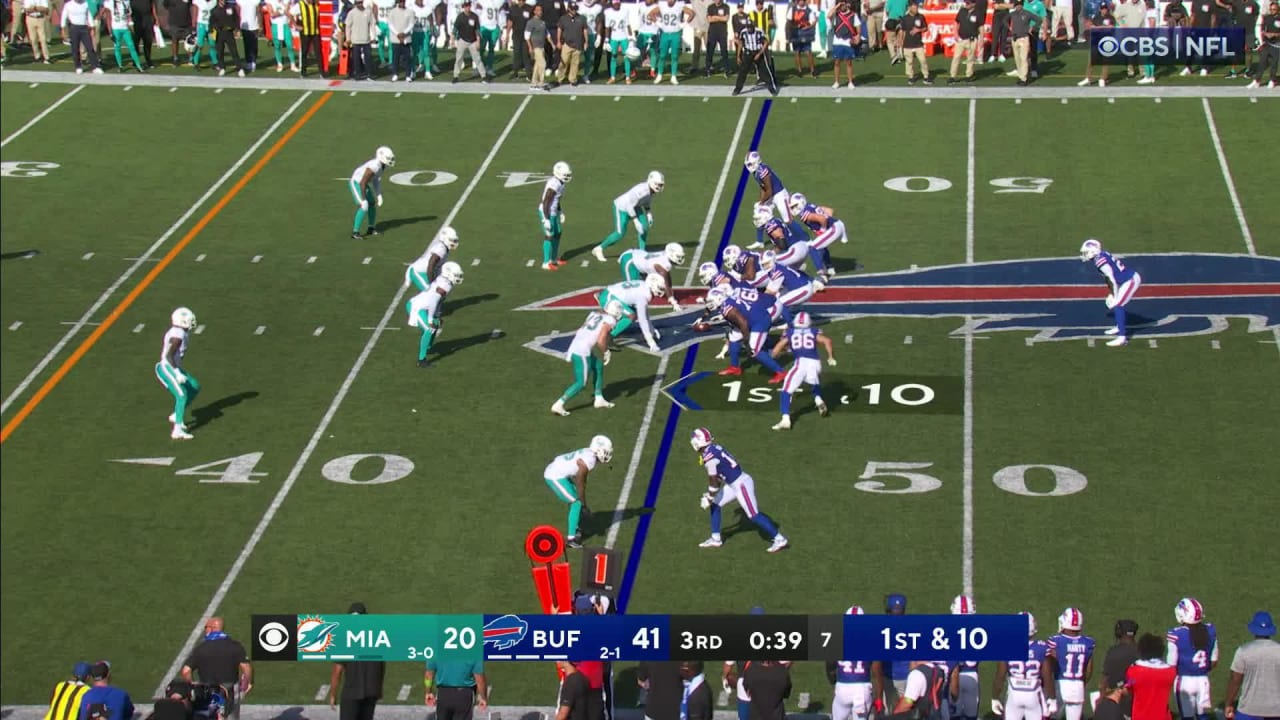 Josh Allen flashes his cannon on 39-yard launch to Gabe Davis | Bills vs. Dolphins | Week 4