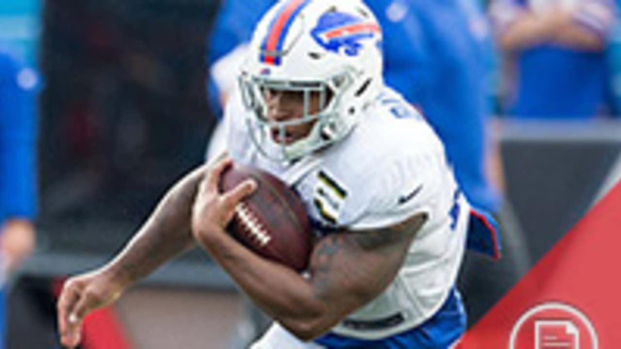 Bills re-sign RB Banyard