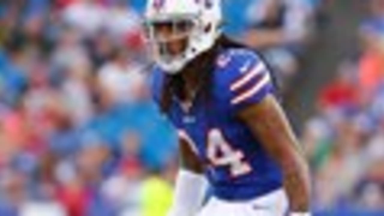 Gilmore presses through challenging season