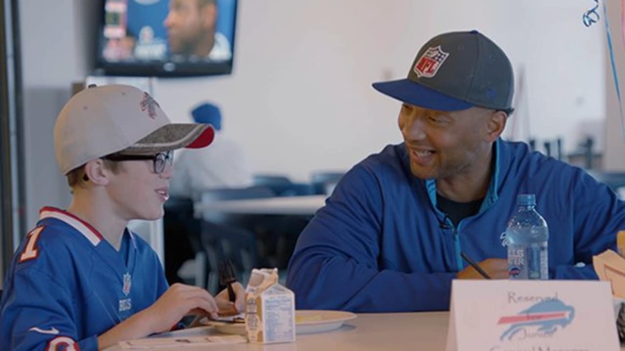 Junior GM Spends Day with Doug Whaley