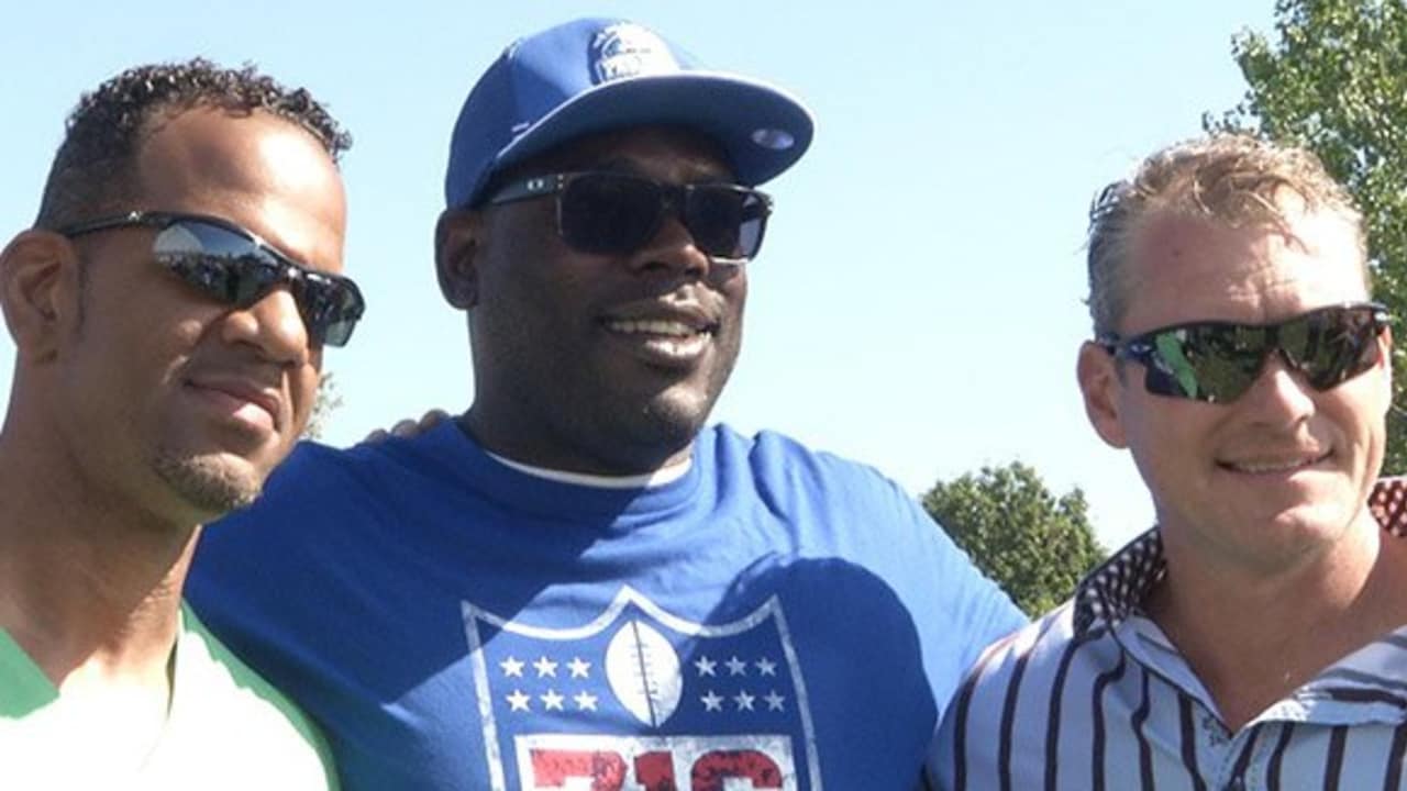 Bills alumni gather at home opener