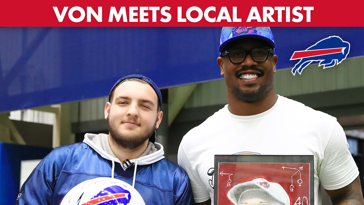 Von Miller Meets Local Artist! | Buffalo Bills