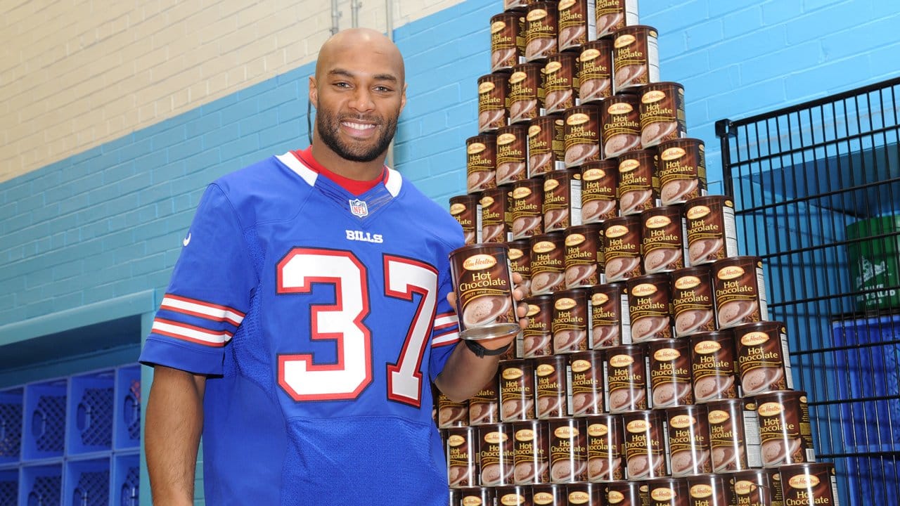 George Wilson's Boxes of Love Thanksgiving Event