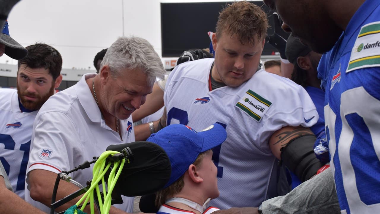 Local teenager inspires Bills before Week 3 win