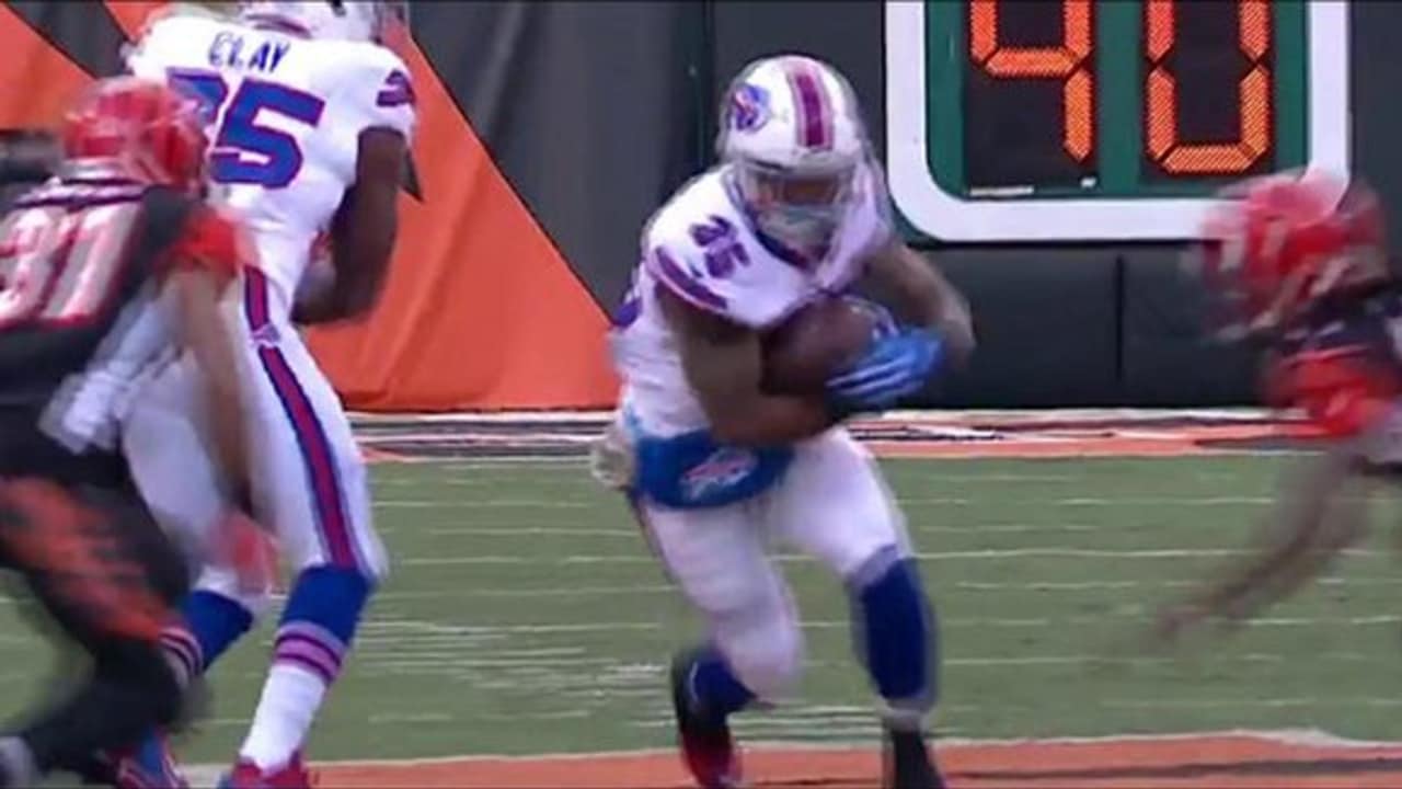 Mike Gillislee weaves his way for 13 yards