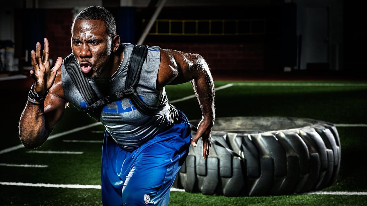 Behind-the-scenes: C.J. Spiller's Bills photo shoot