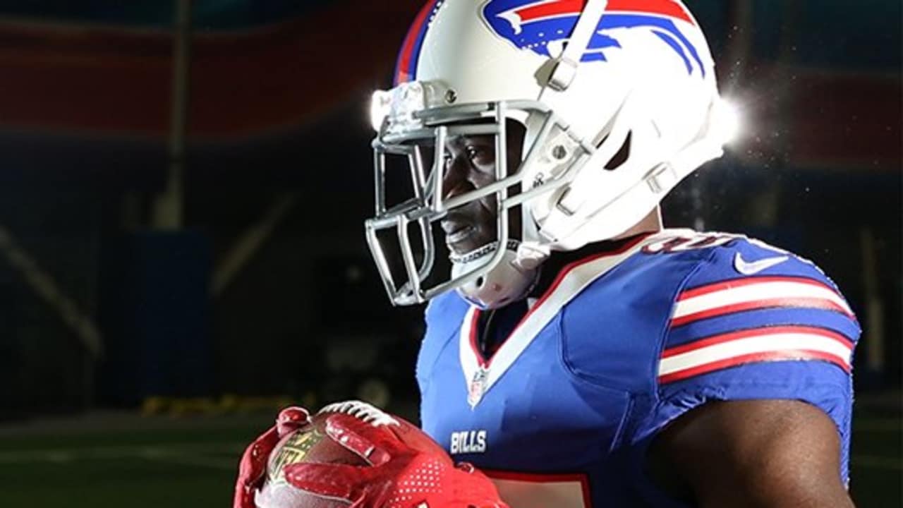 Watch: Bills Rookies Arrive