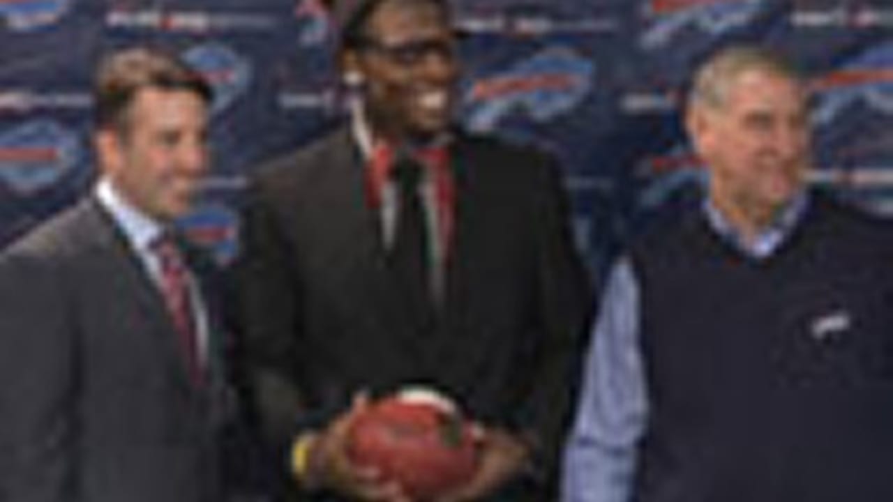 Stevie Johnson Signing Press Conference