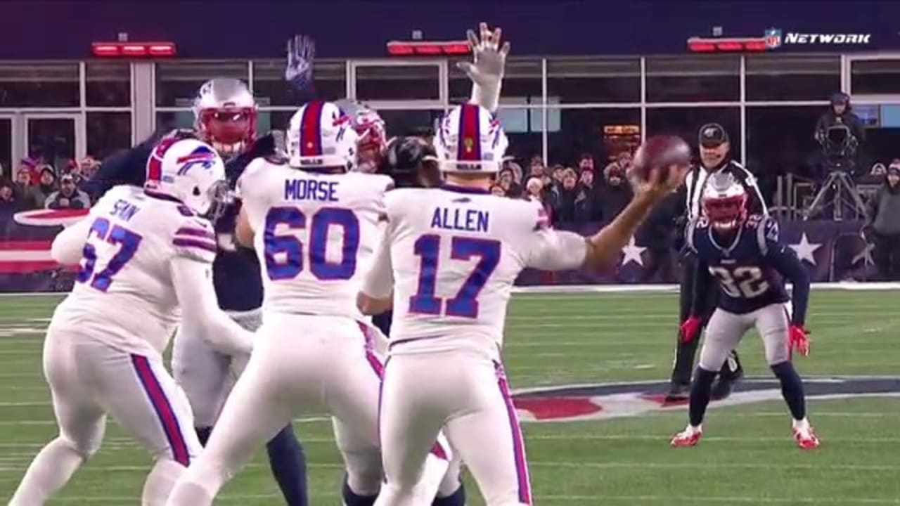 Highlight: Josh Allen hits Cole Beasley for 28-yard catch and run