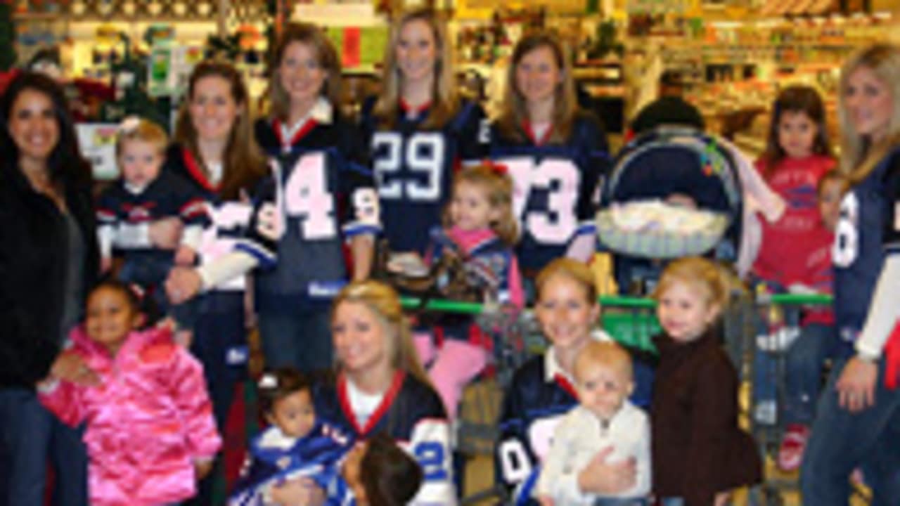 Touchdown Turkeys helps Food Bank