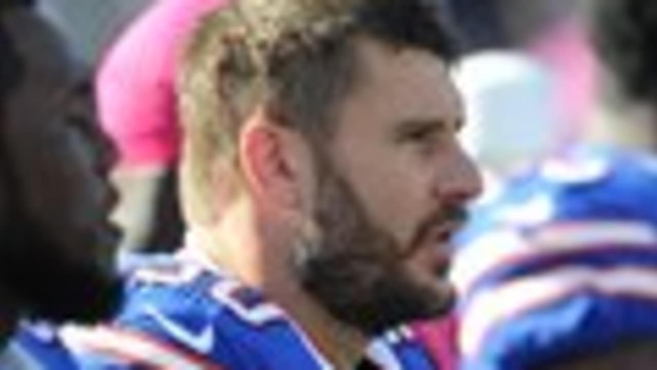 Chris Kelsay calls defense out on the carpet