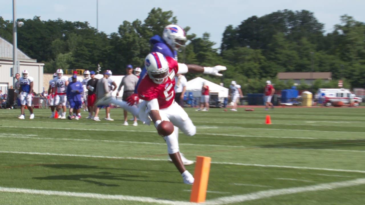 Watch: Tyrod Taylor Runs for 1st Down and a TD