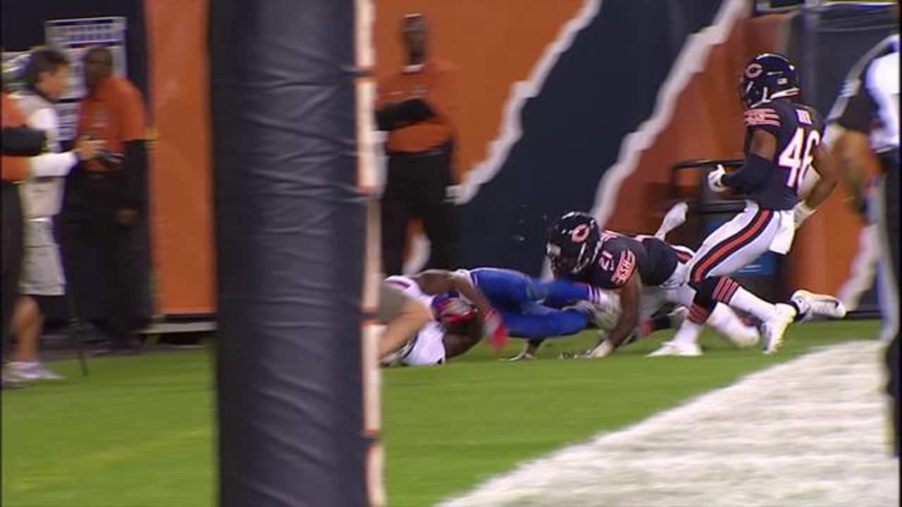 AJ McCarron connects with Robert Foster for a TD