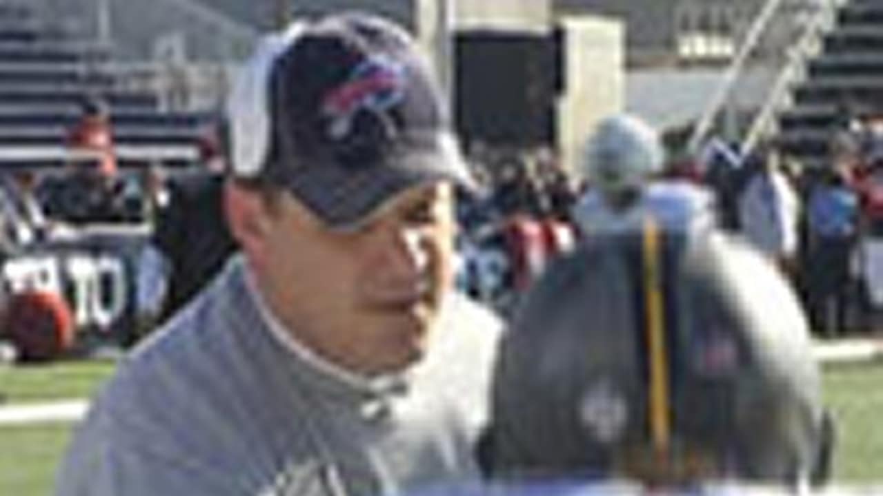 Bills Focus: DL Coach Giff Smith Mic'd Up
