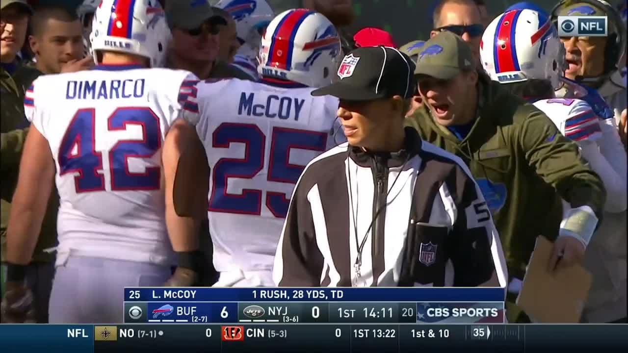 Can't-Miss Play: McCoy tallies his first TD of the season with a 28 ...