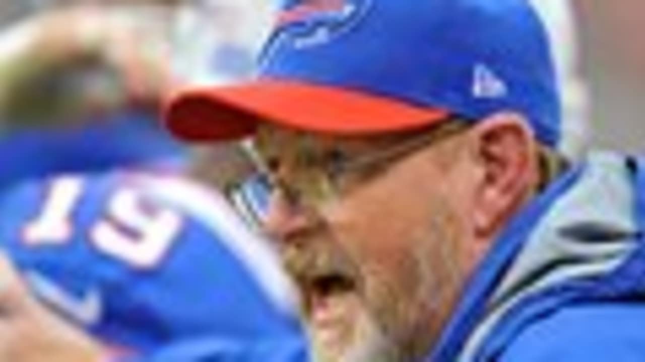 Gailey leaves with respect of players