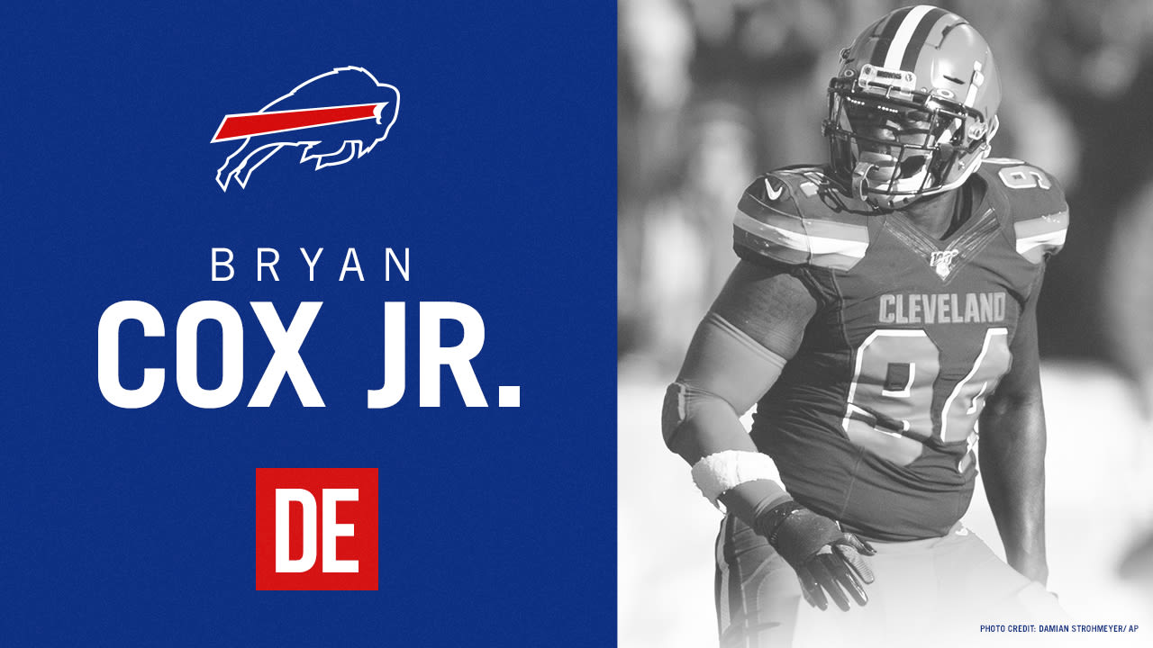 Bills sign defensive end Bryan Cox Jr.
