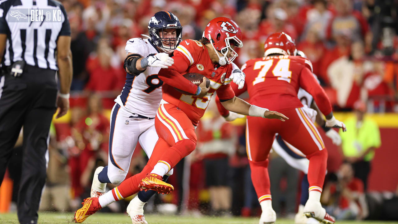 DE Zach Allen gets free for third-down sack | Broncos at Chiefs