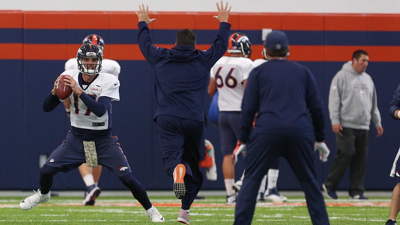 Broncos Practice Report: Ware, Smith, Walker out