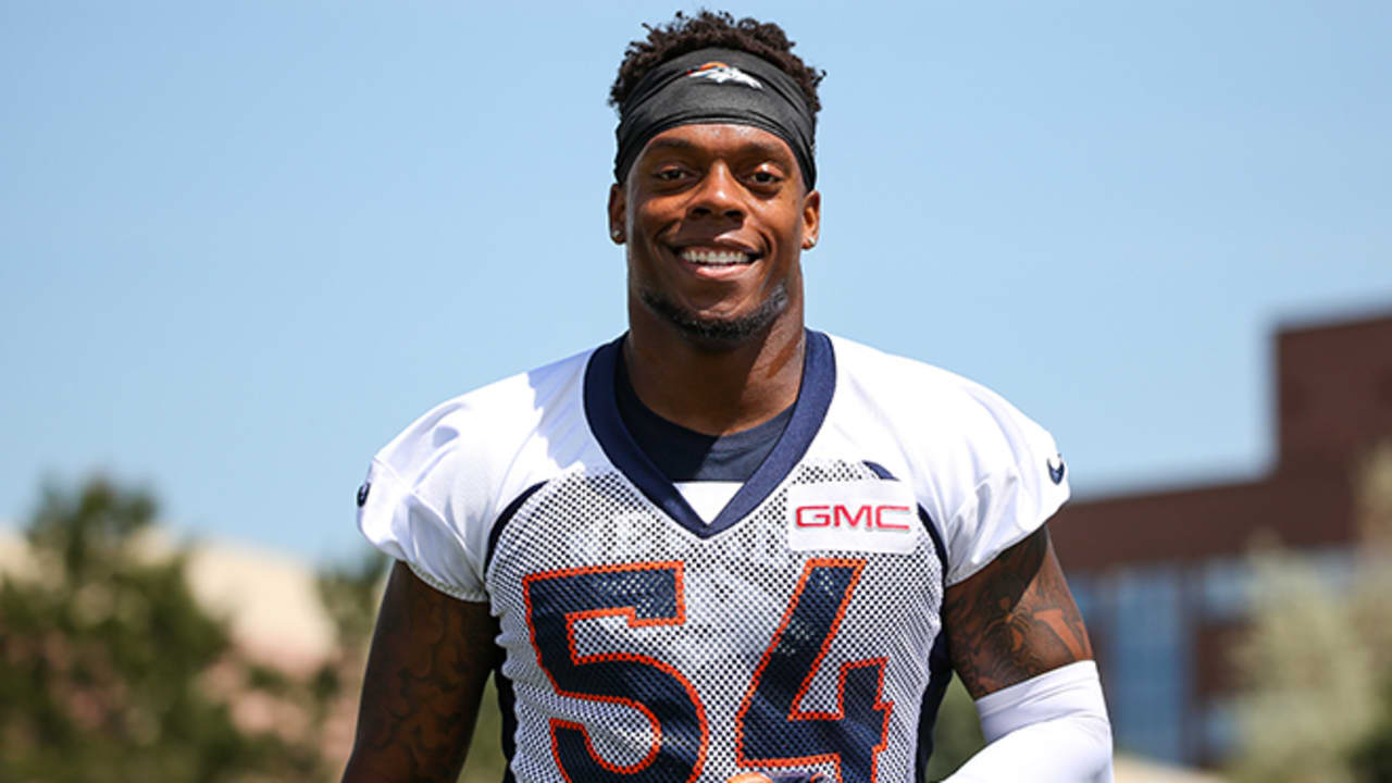 Marshall brings renewed 'attitude' to LBs in 2017