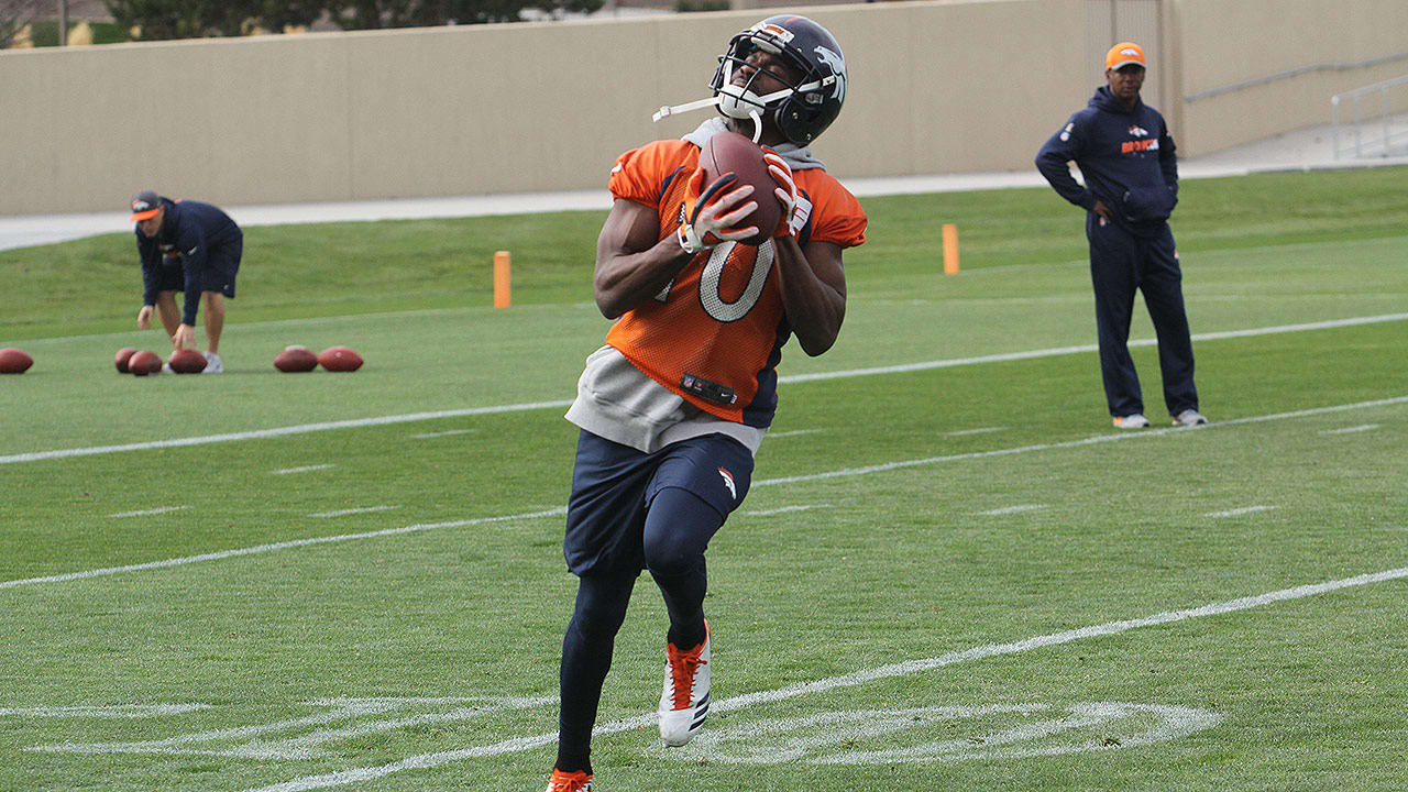 Broncos Injury Report: Matt Paradis, Derek Wolfe good to go