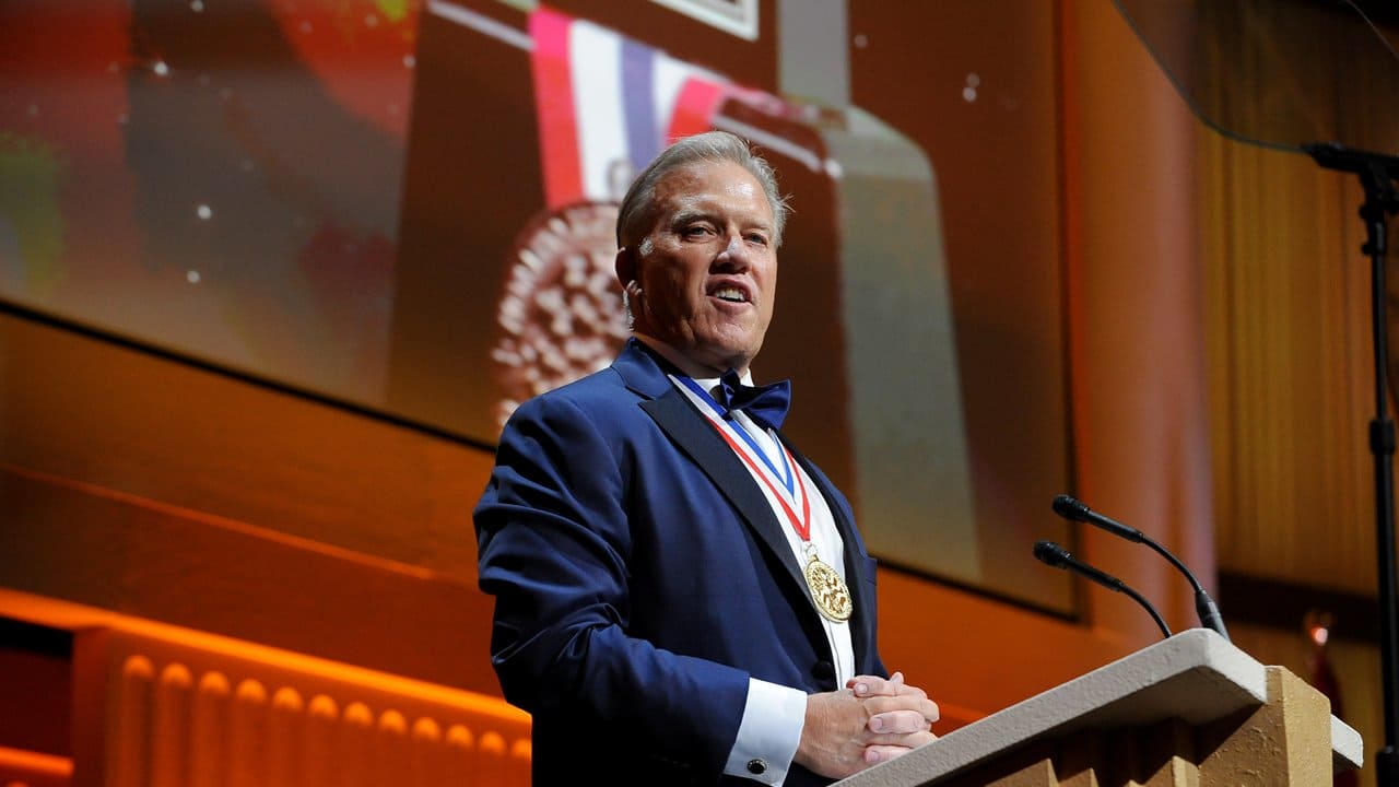 EVP/GM John Elway receives 2017 Horatio Alger Award