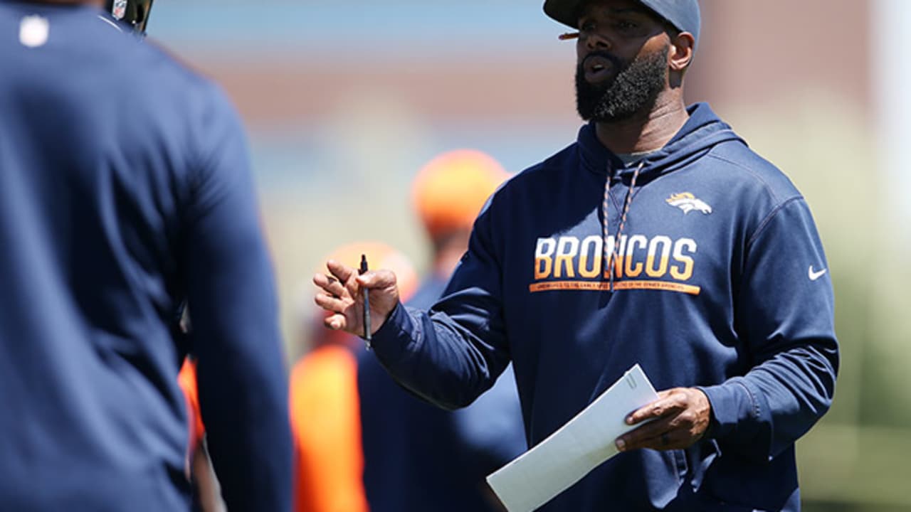Under the Headset: Q&A with Defensive Backs Coach Marcus Robertson