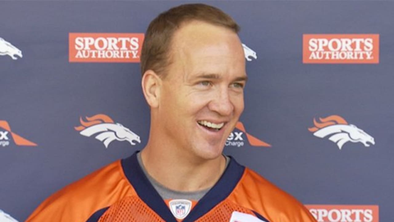 Manning on his health and learning new offense