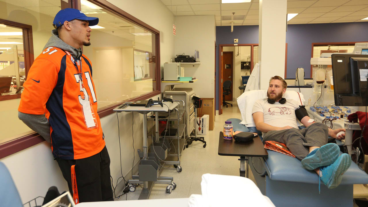 Broncos, Vitalant host Drive for Life 21