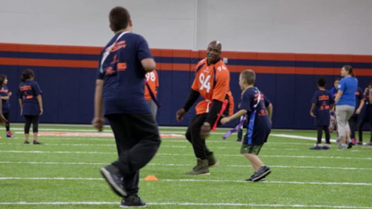 Broncos, Play 60 Encourage Kids to Get Active