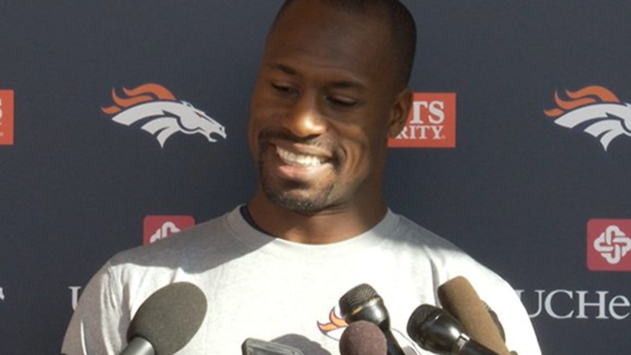 Davis on taking field with Broncos: 'I can't wait'