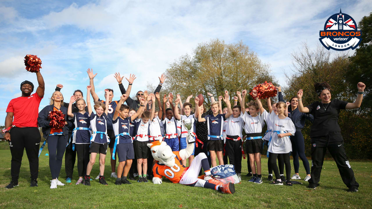 Photos: Steve Atwater, Denver Broncos Cheerleaders and Miles the mascot ...