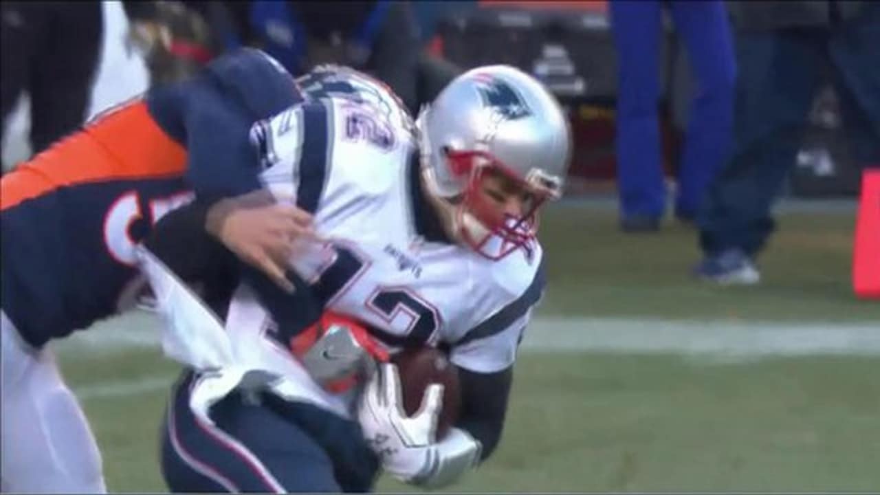 Tom Brady sacked by Shane Ray