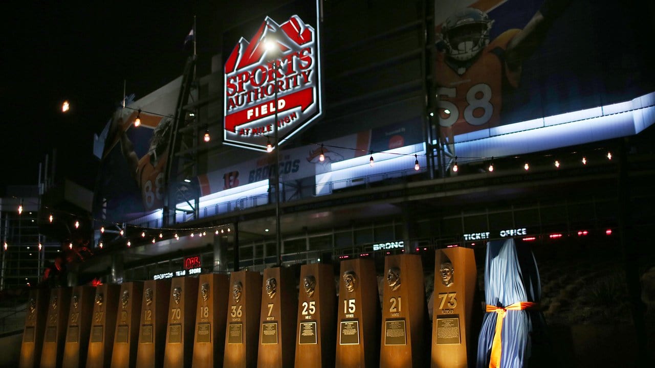 Broncos unveil Red Miller's Ring of Fame pillar, update Terrell Davis'