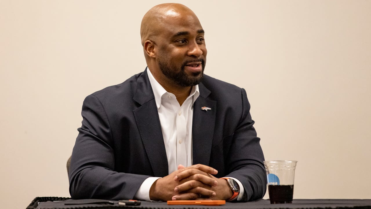 Inside Damani Leech's visit with NCAA intern cohort