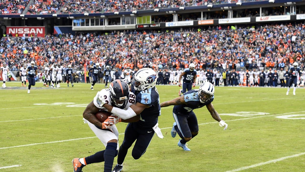 Flipbook: Thomas tosses Titans defender