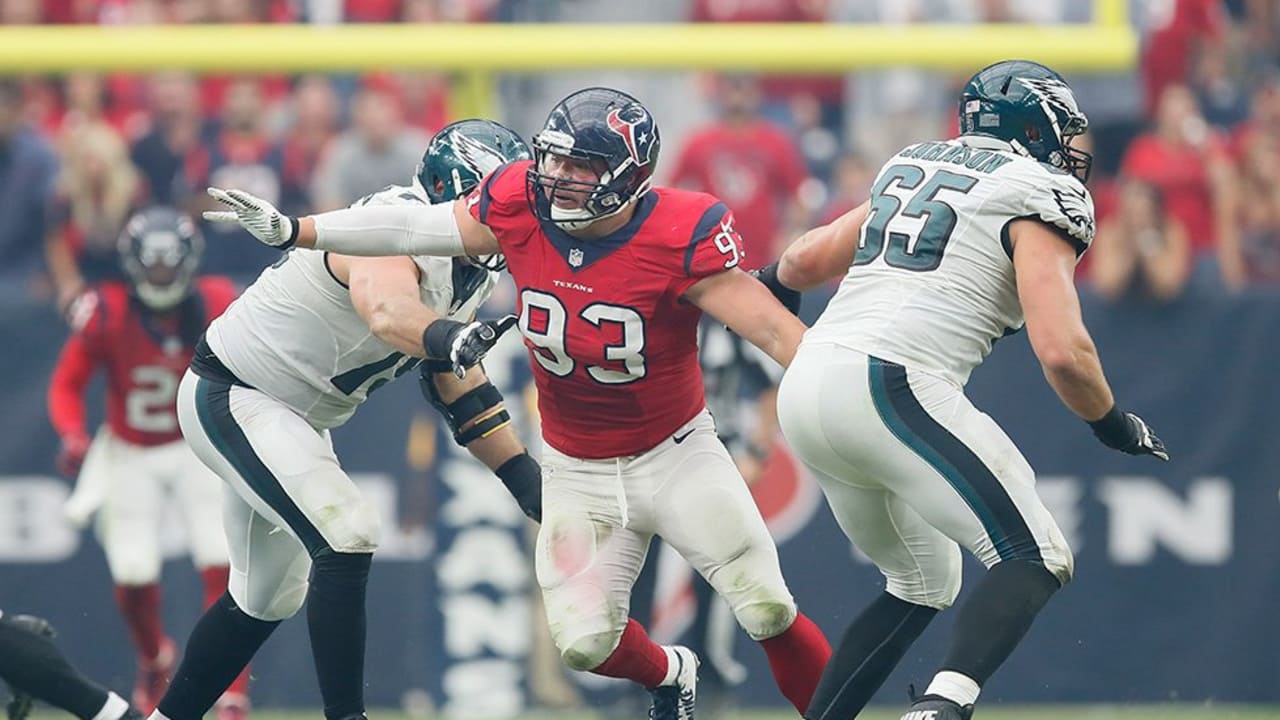 Jared Crick in action