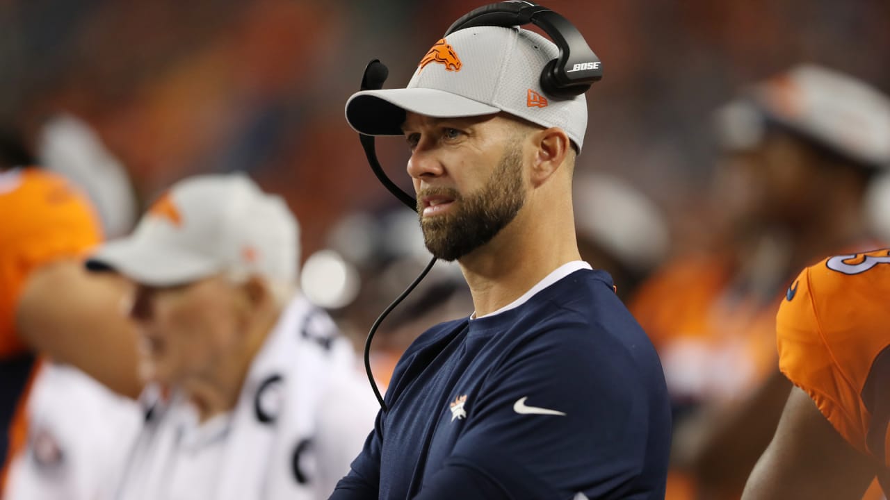 Under the Headset: Zach Azzanni