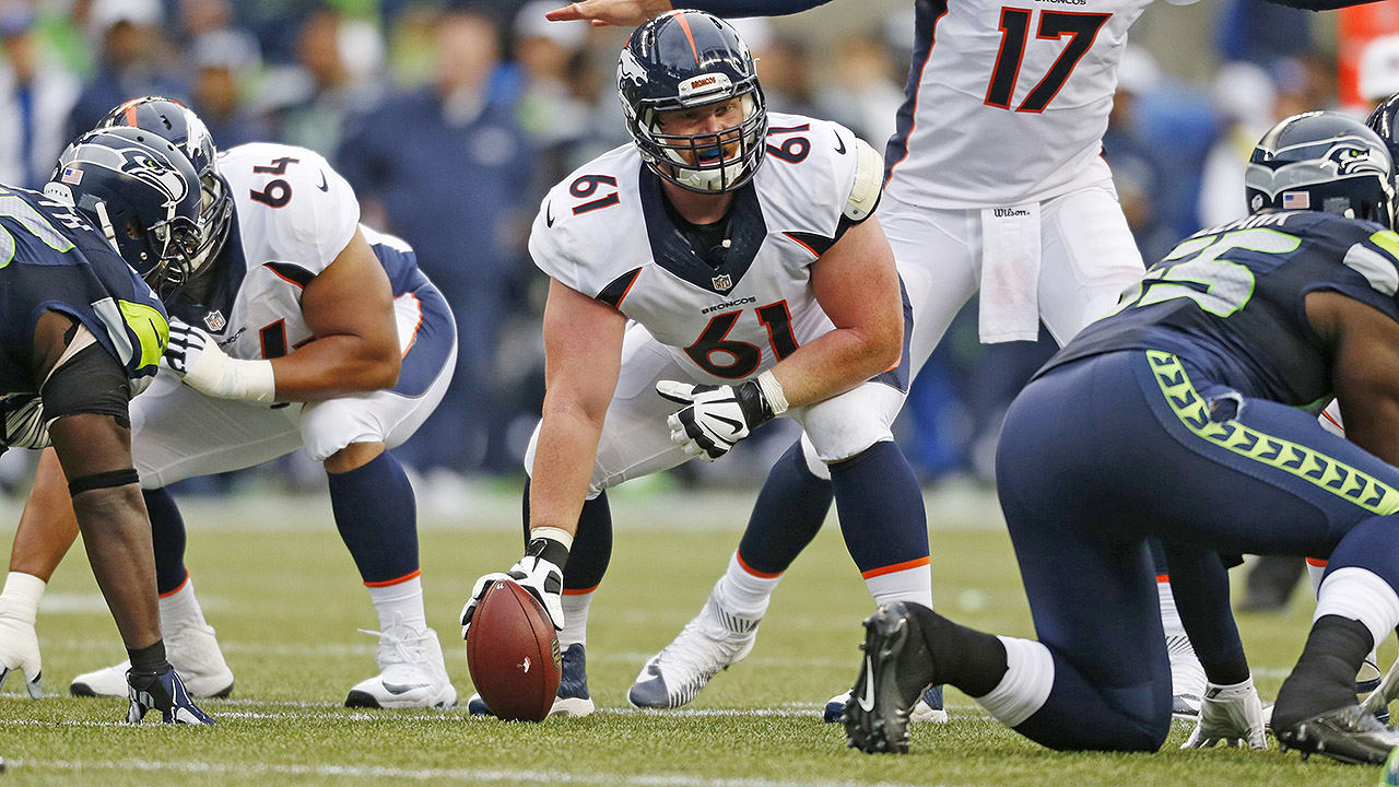 Practice Quick Hits: Matt Paradis takes the lead up front