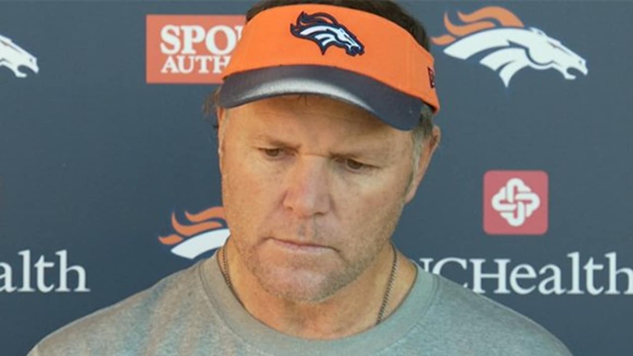 DeCamillis defends Colquitt's punts