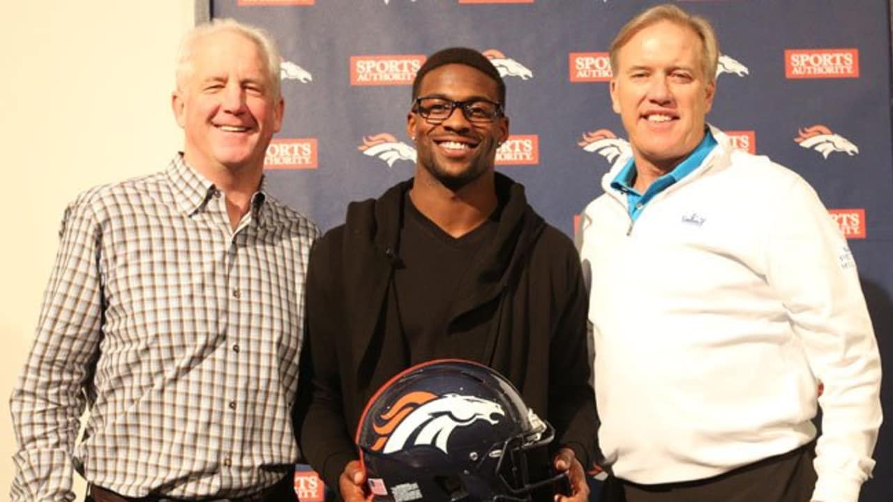 Behind the Scenes: Sanders Signs