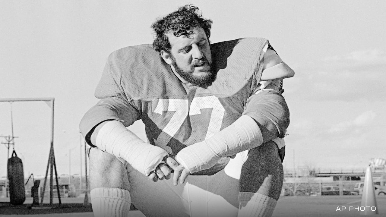 #NFL100 Greatest Characters: Lyle Alzado