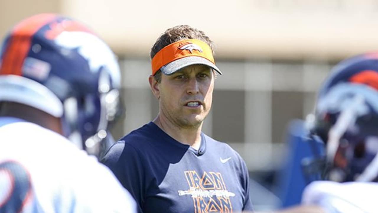 Wired For Sound: Defensive assistant Chris Beake