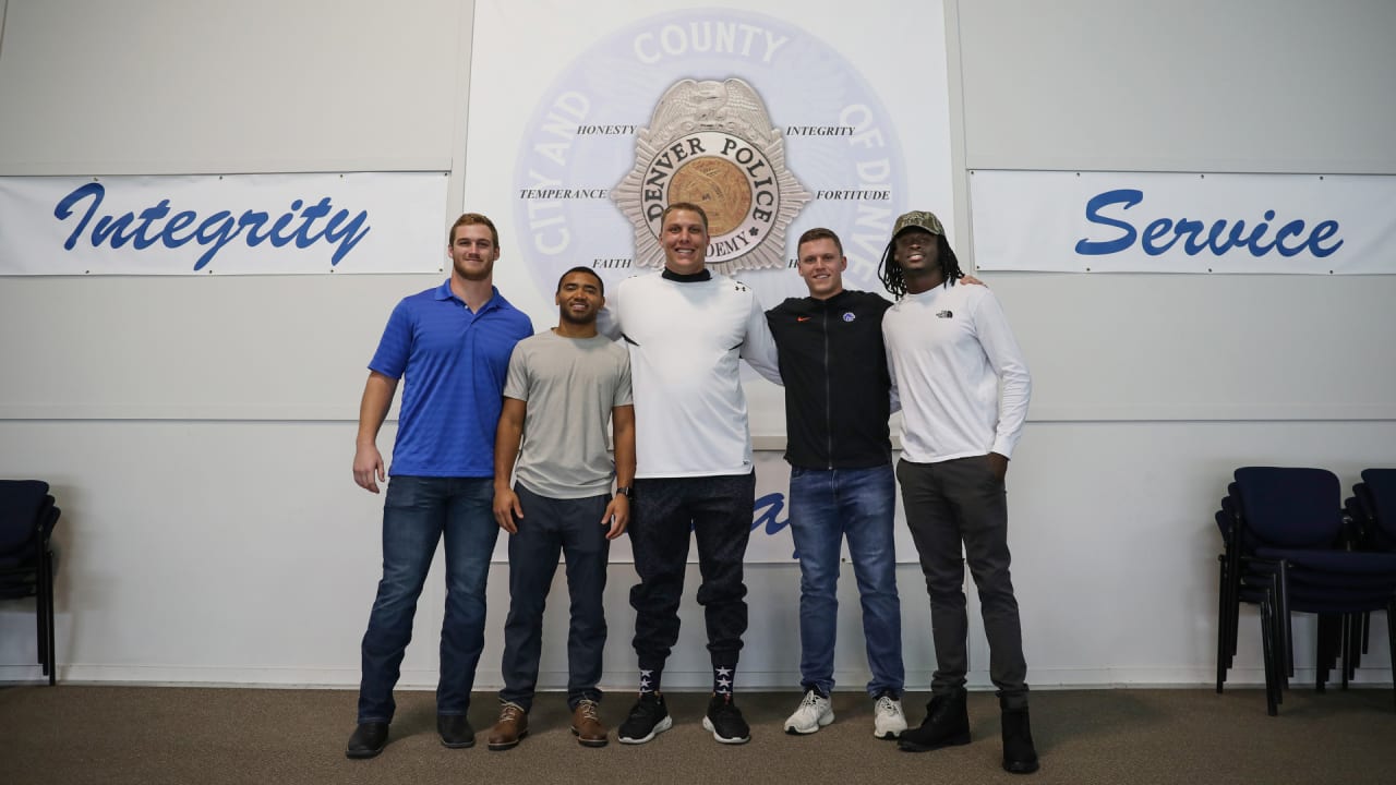Denver Police Academy hosts Broncos players for learning experience