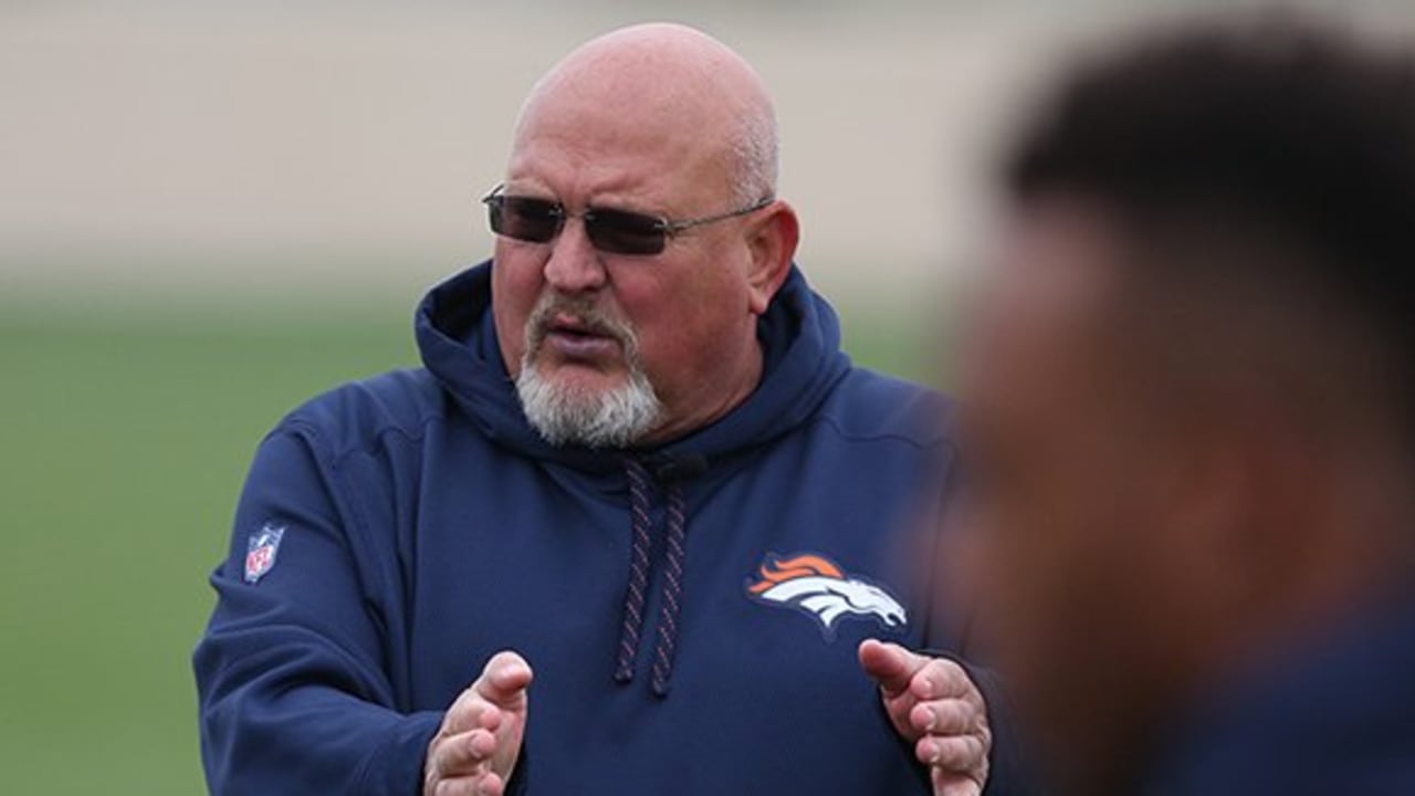 Inside practice: Reggie Herring wired for sound