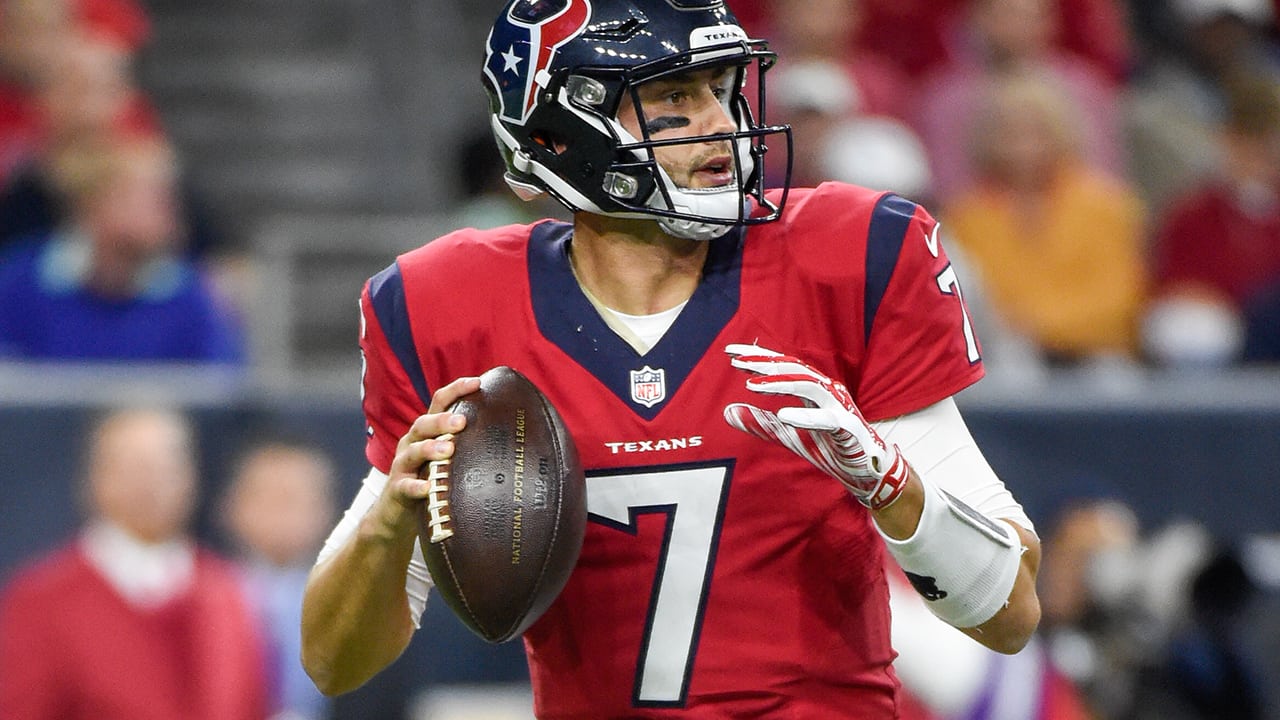 Broncos visit with QB Brian Hoyer