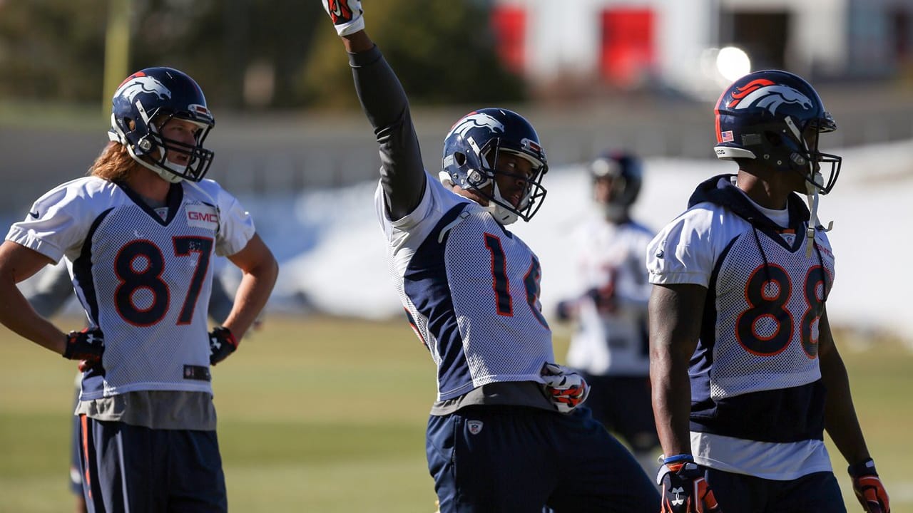 Friday practice: Showing their moves