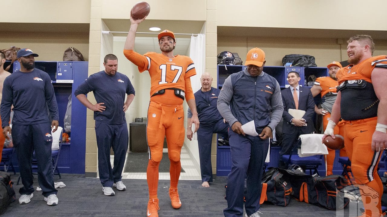 Shots of the Game: Broncos celebrate in Indianapolis