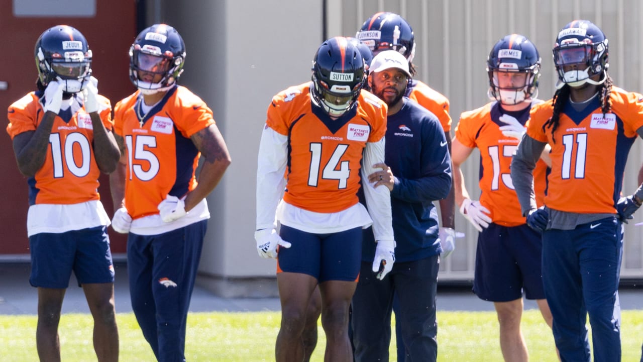 Keary Colbert impressed with veteran-heavy wide receivers room as ...